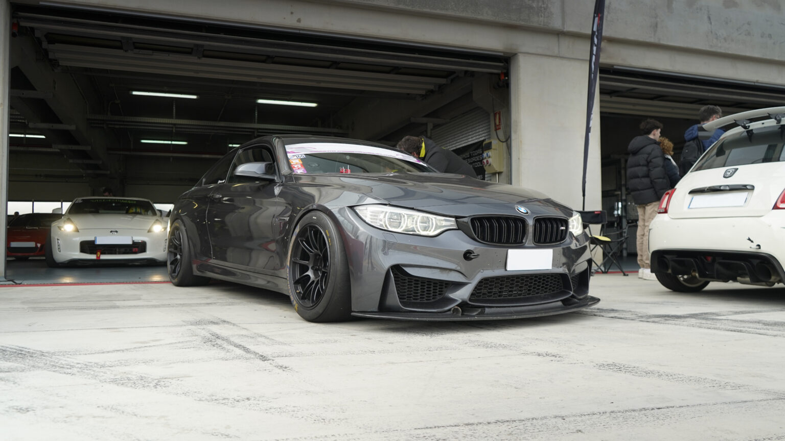 BMW M4 F-SERIES - Racing Division